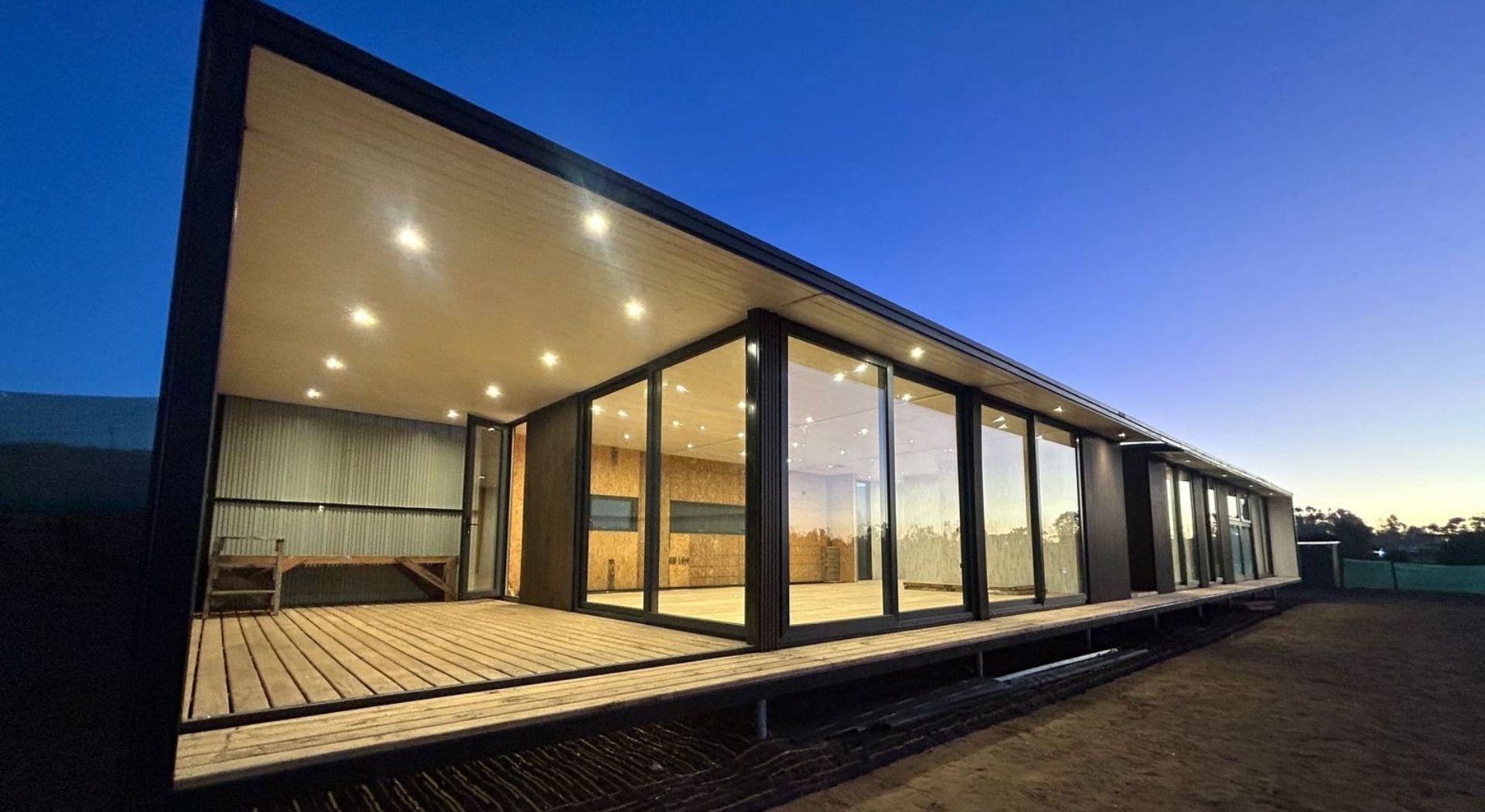 Line - Boxhouse